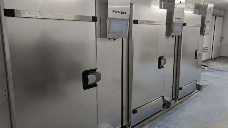 Shock freezer & blast chiller roll-in racks tunnel