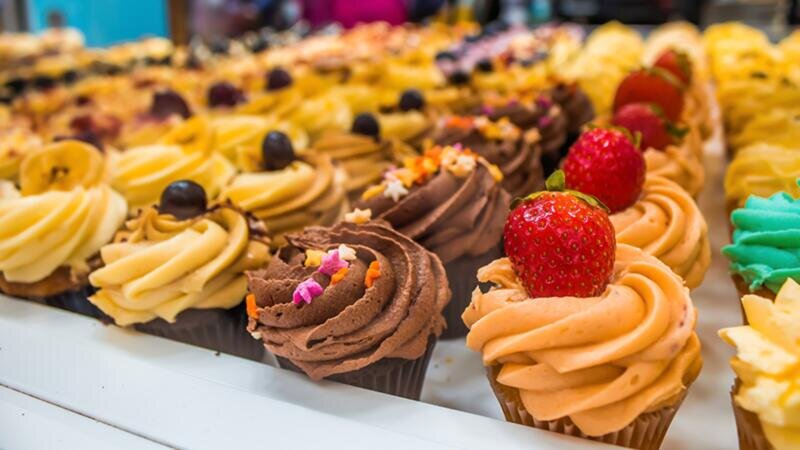 Essential kitchen appliances for cupcake shops